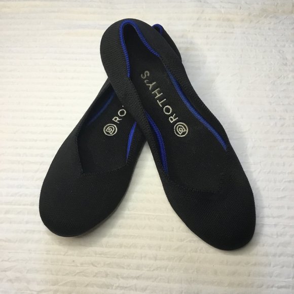 Rothy's | Shoes | Black Rothys Round Toe Flat Ladies Size 85 Gently ...